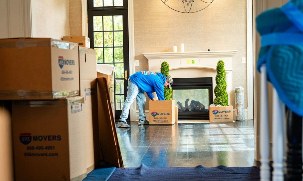 Free Moving Checklist & Timeline | 495 Movers